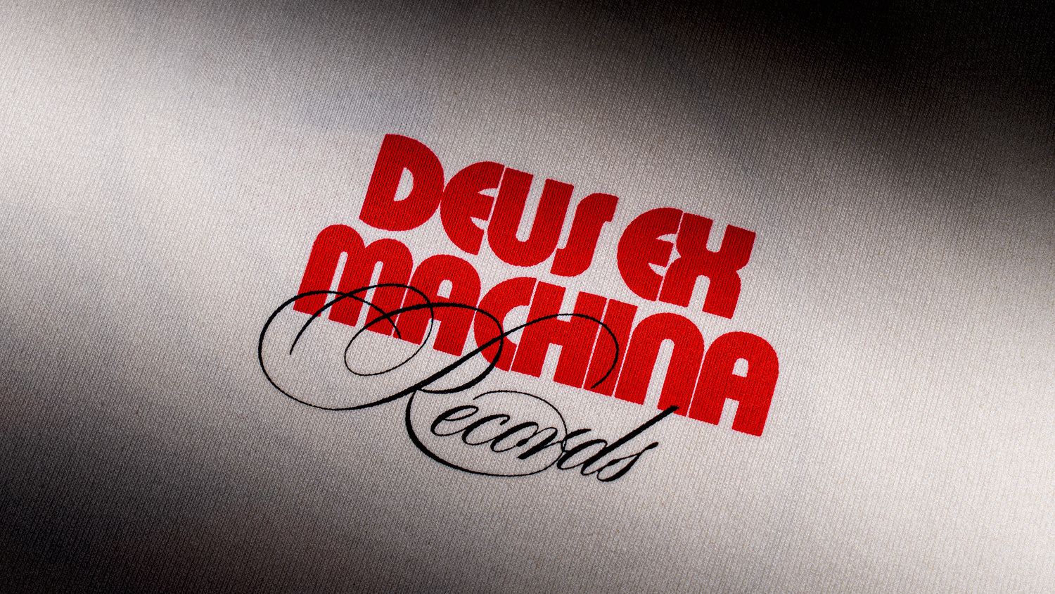 Deus Ex Machina | Compra Online en STRAP